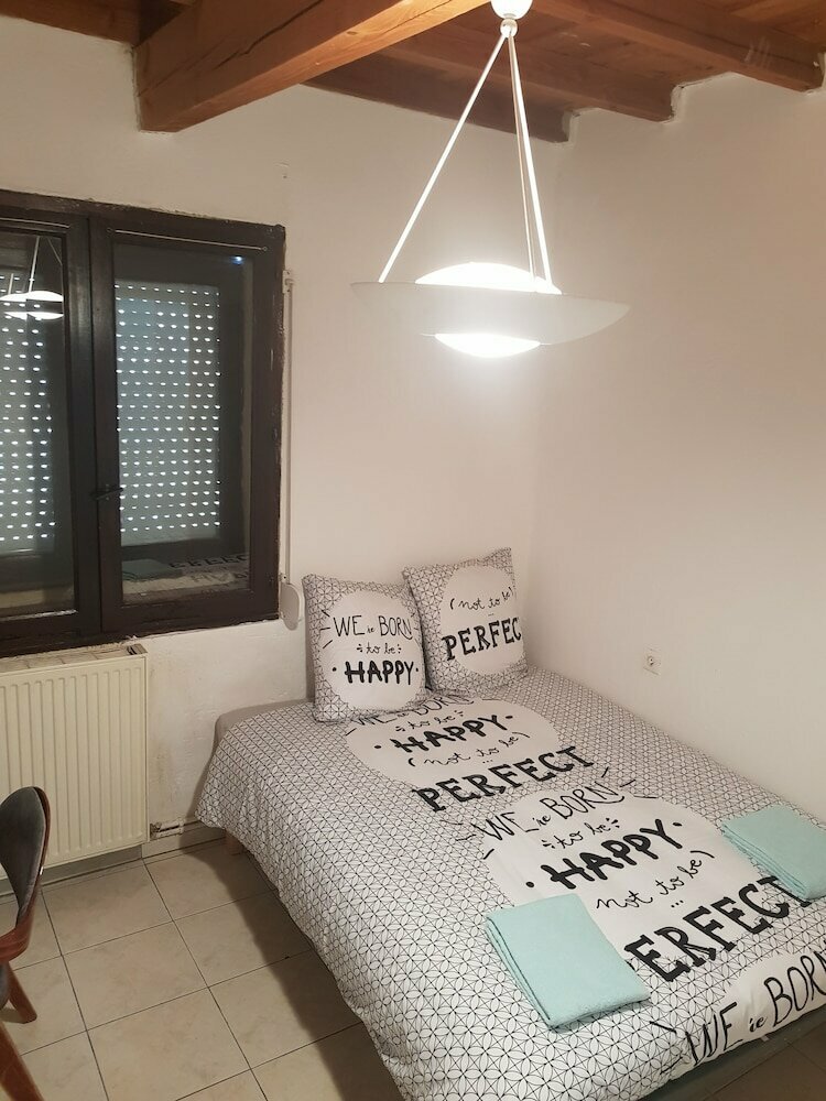 Otel Les Pins, Alès, foto