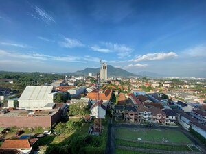 Well Apointed 1Br Apartment At Easton Park Residence Jatinangor (Bali, Jl. Raya Celuk), otel