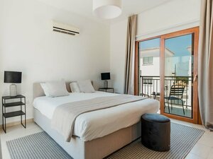Sanders White Mountains - Amazing Villa With Pool (Paphos), otel  Baf İlçesi'nden