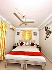 Remarkable 3-bed Apartment in Panjim (Goa, North Goa County, Tiswadi Subdistrict, City of Panaji, Miramar), otel  Panaji'den