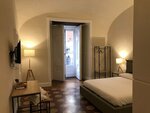 Palazzo Pignatelli (Campania, Naples, Via Santo Anna dei Lombardi), otel  Napoli'den
