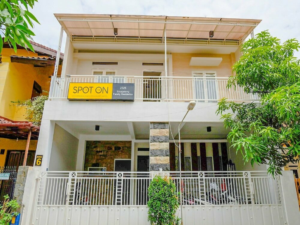 Otel Spot On 2325 Singgalang Residence Syariah, Malang, foto