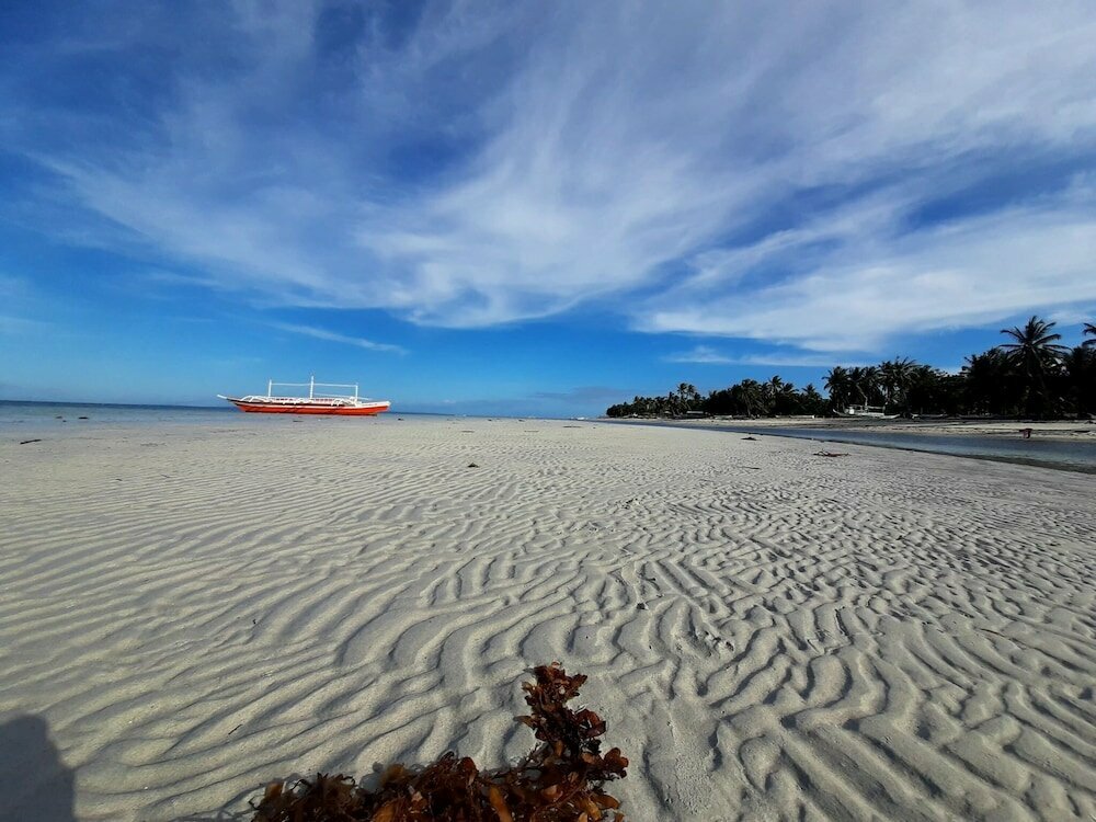 Otel Saint John Beach House, , foto