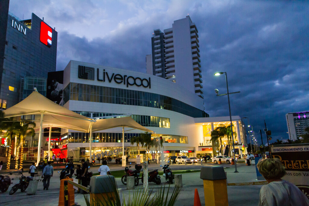 Alışveriş merkezleri Liverpool Cancún, Cancun, foto
