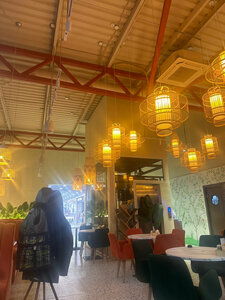 Inzhir (Osıpenko kóshesi No:1, Kokshetau), kafe  Kökşetav'dan