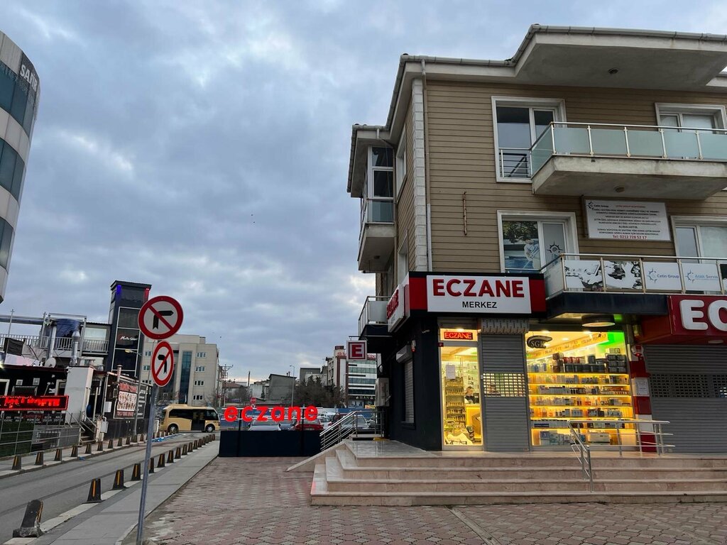 Eczaneler Merkez Eczanesi Silivri, Silivri, foto