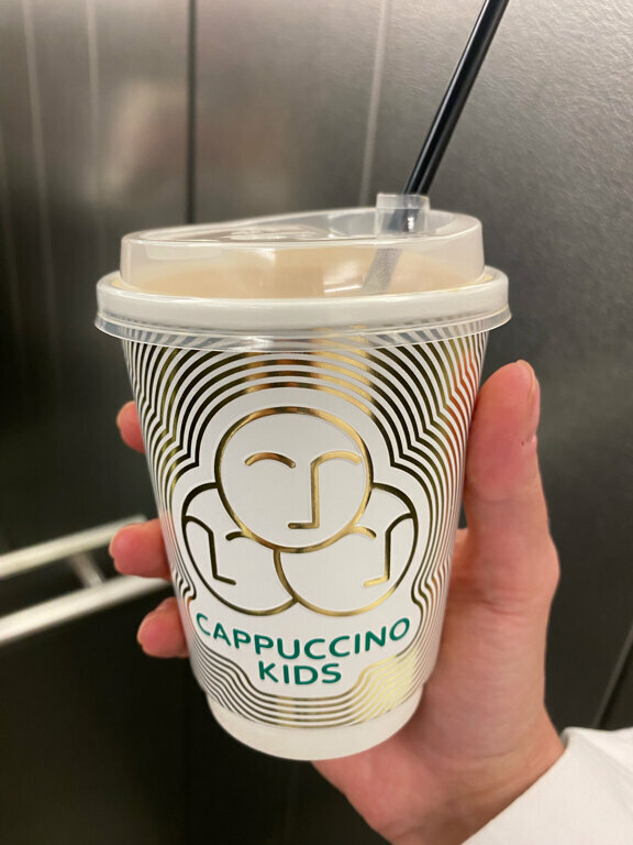 Kahve dükkanları Cappuccino Kids, Moskova, foto