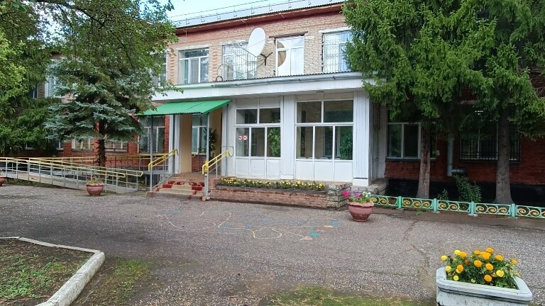 Yatılı okul Kirovsky children's boarding school, Omsk, foto