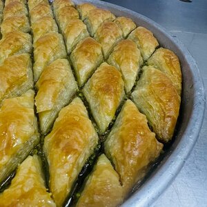 Kunafa Corner Sweets (Al Mamzar Shopping Center, Hor Al Anz East, Deira, Dubai), pasta, şekerleme ve tatlı  Dubai'den