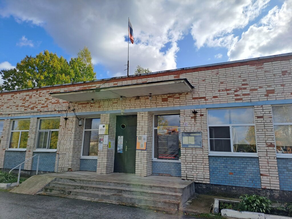 Belediyeler, devlet daireleri Serebryanskoye Selskoye Poseleniye, Saint‑Petersburg ve Leningradskaya oblastı, foto