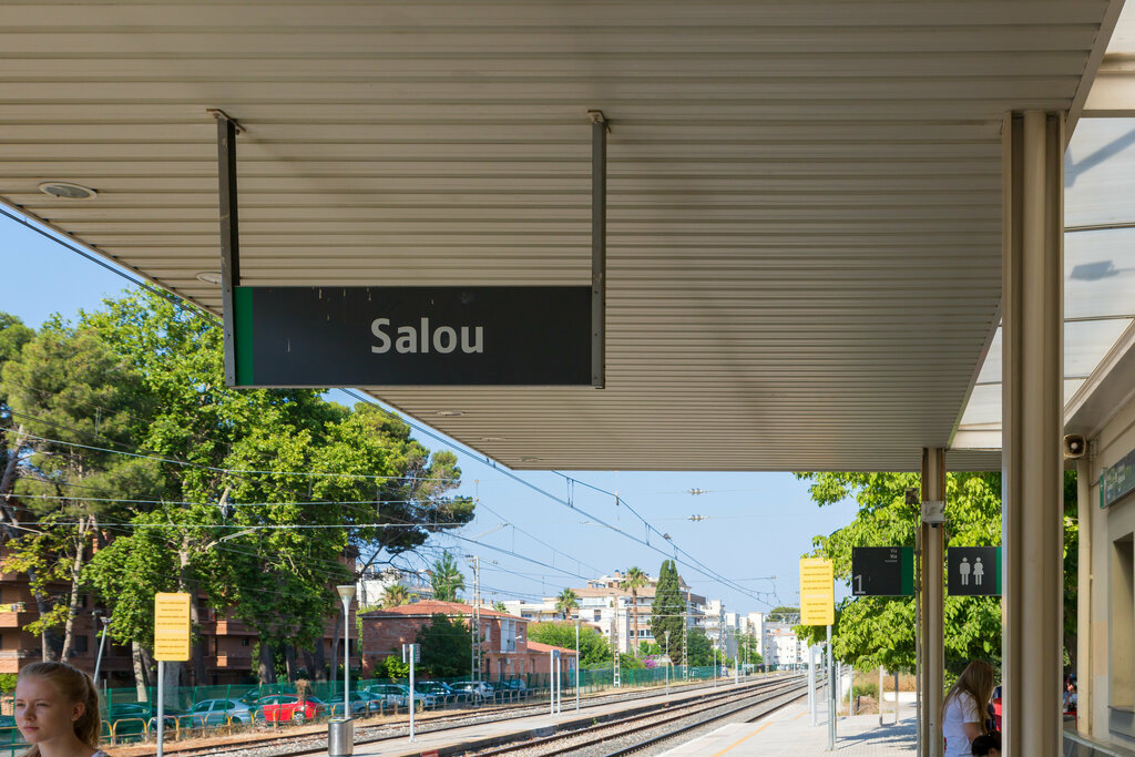 Tren garları Salou, Katalonya, foto