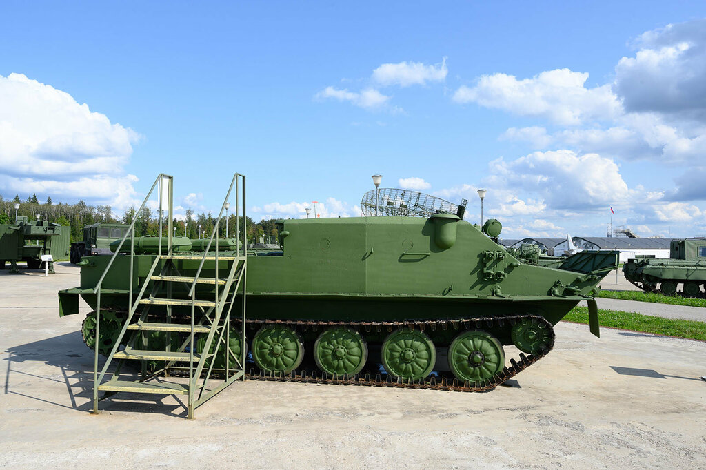 Teknoloji anıtı Бронетранспортёр БТР-50ПК, Moskova ve Moskovskaya oblastı, foto