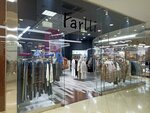 Farlli (Malysheva Street No:5), giyim mağazası  Yekaterinburg'dan