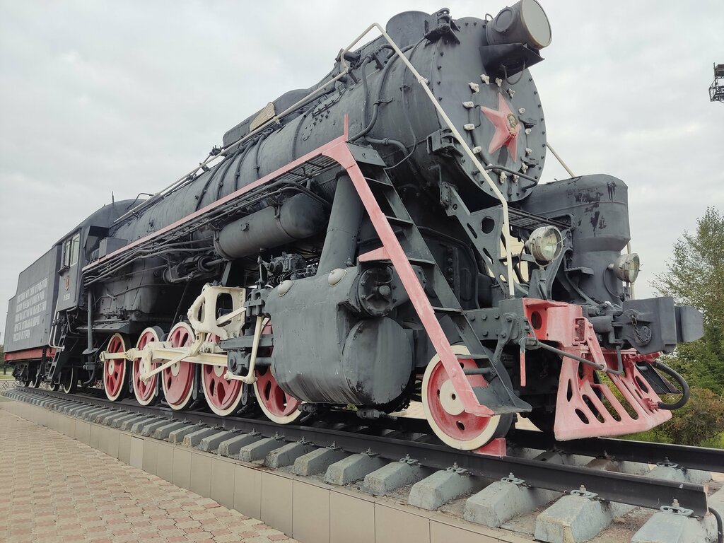 Tren istasyonu Zheleznodorozhnaya stantsiya Uzhur, Ujur, foto