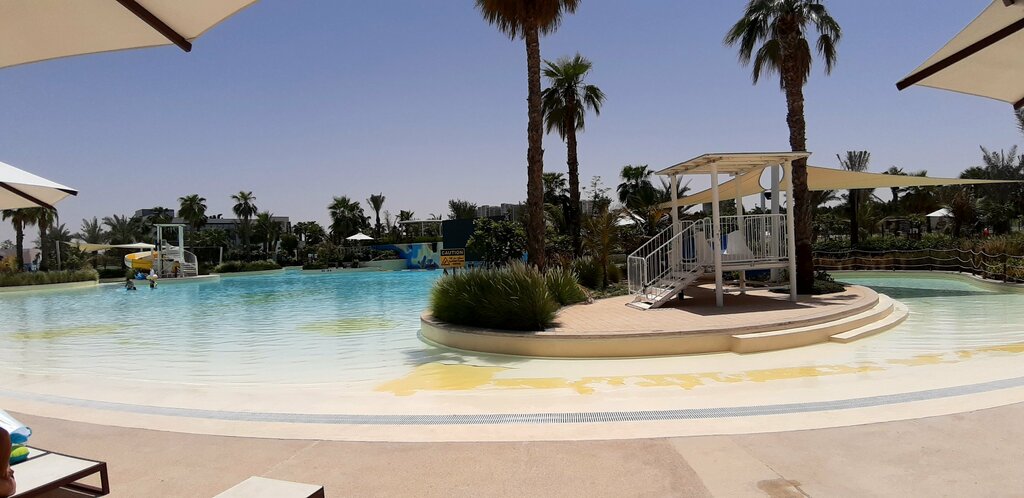Konut blokları Damac Hills 2 - Viridis, Dubai Emirliği, foto