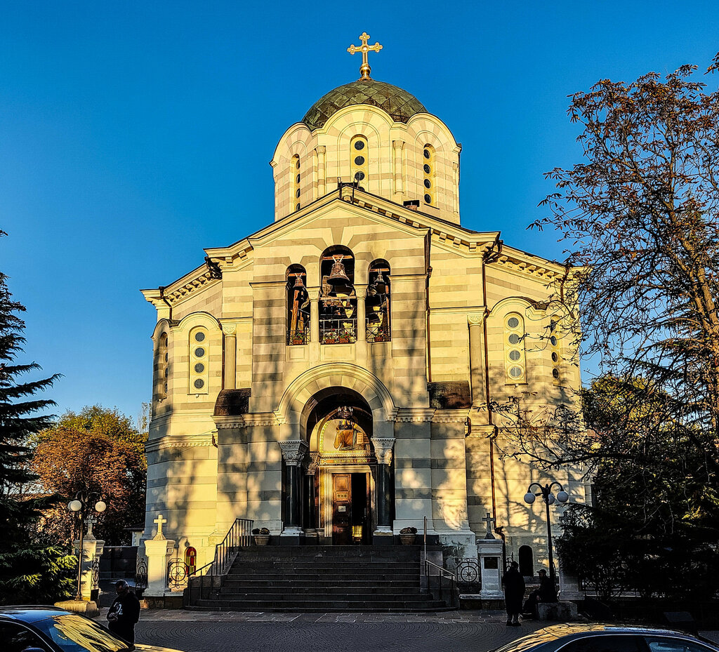 Müzeler ve sanat galerileri Собор Святого князя Владимира-усыпальница адмиралов, Sevastopol, foto