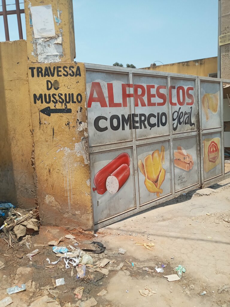 Toptan sebze ve meyve satışı Alfrescos, Loanda, foto