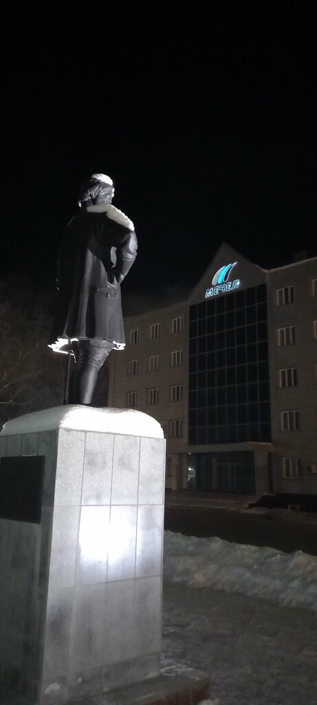 Anıt, heykel Основатель Белорецкого железоделательного завода Иван Борисович Твёрдышев, Beloretsk, foto
