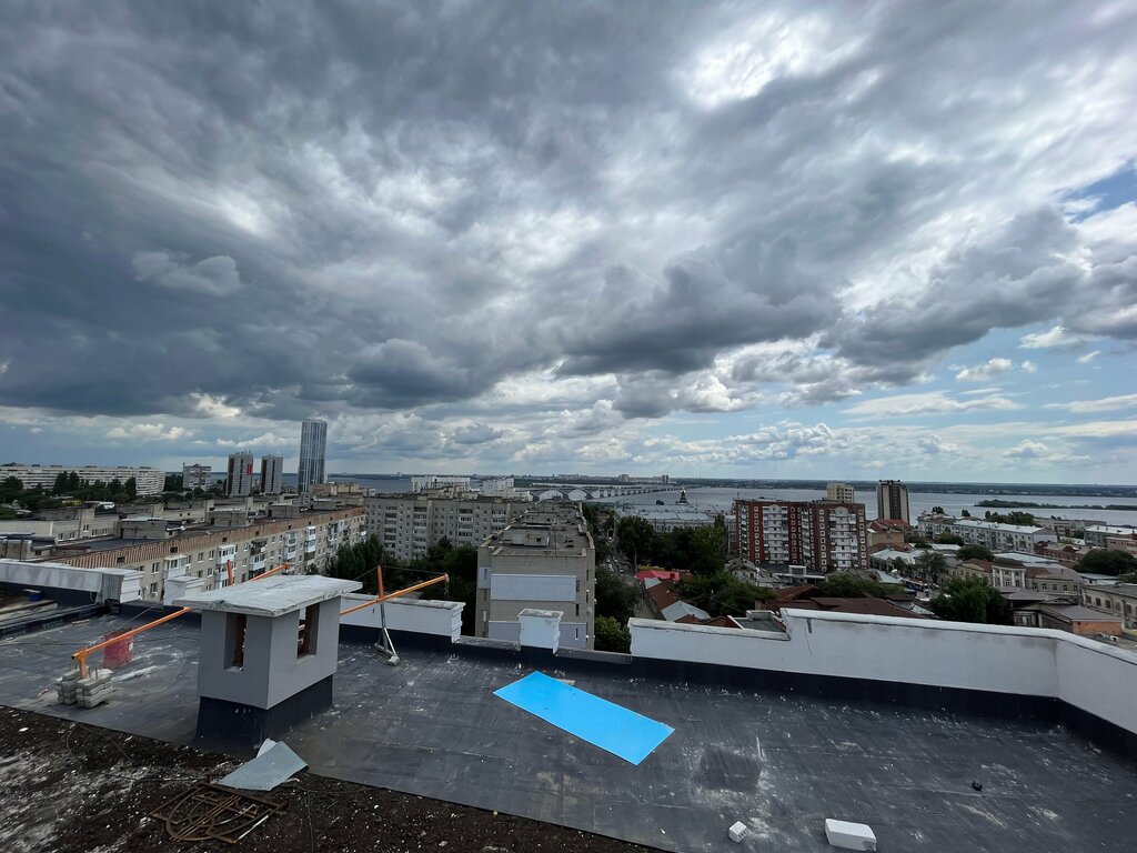 Konut blokları На ул. им. Мичурина ул. им. Челюскинцев, Saratov, foto