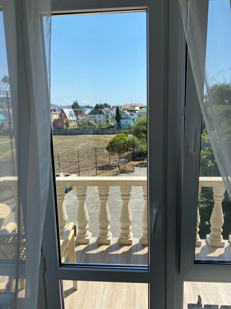 Otel 3 платана, Soçi, foto