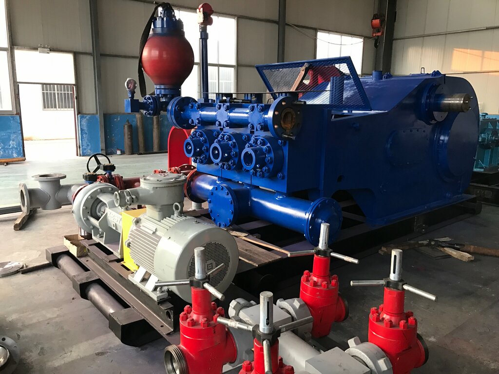 Sondaj ekipmanları firmaları Shenyu Group, Moskova, foto