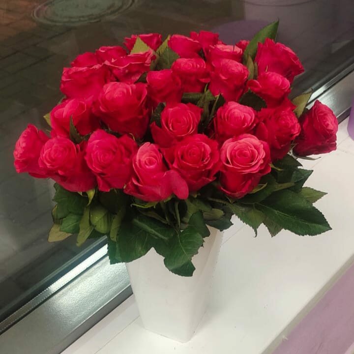 Çiçekçiler Srazy V vazy, Saint‑Petersburg, foto