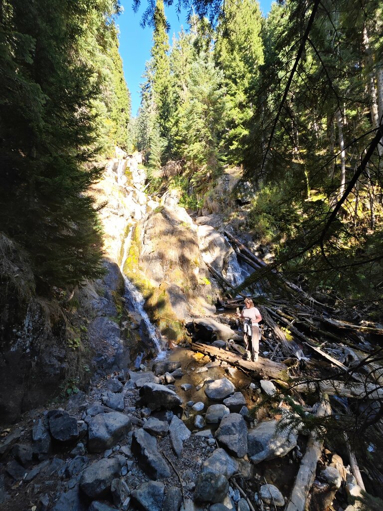 Şelale Водопад Чигордали, Karaçay‑Çerkez Cumhuriyeti, foto