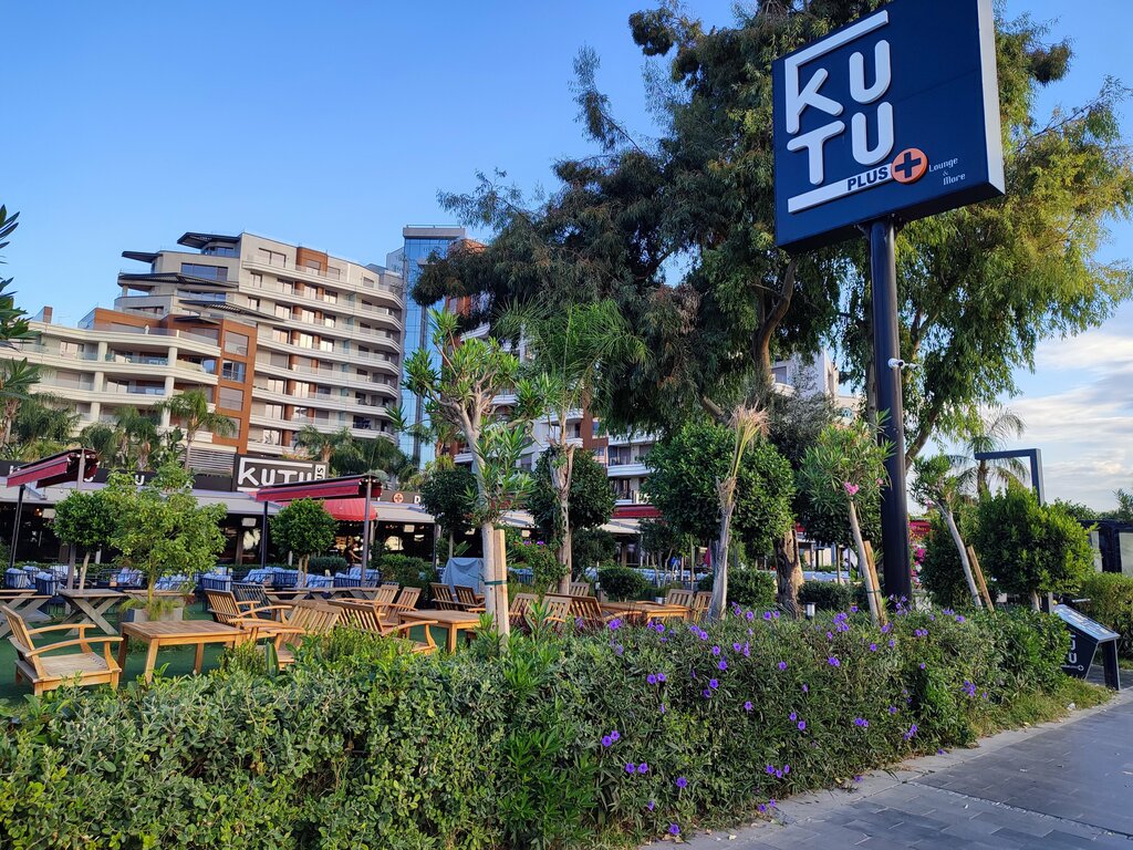 Kutu Plus Bistro&lounge, kafe, Antalya, Konyaaltı, Akdeniz Blv., 164A ...