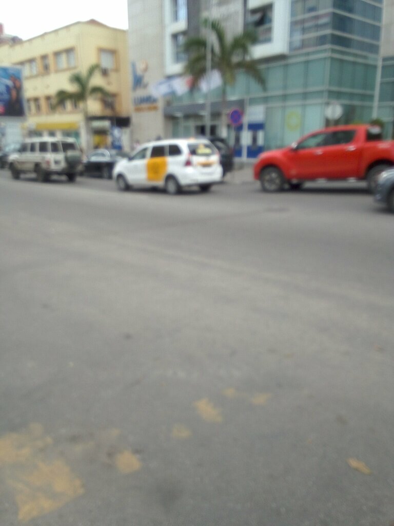 Banka Caixa Angola, Loanda, foto