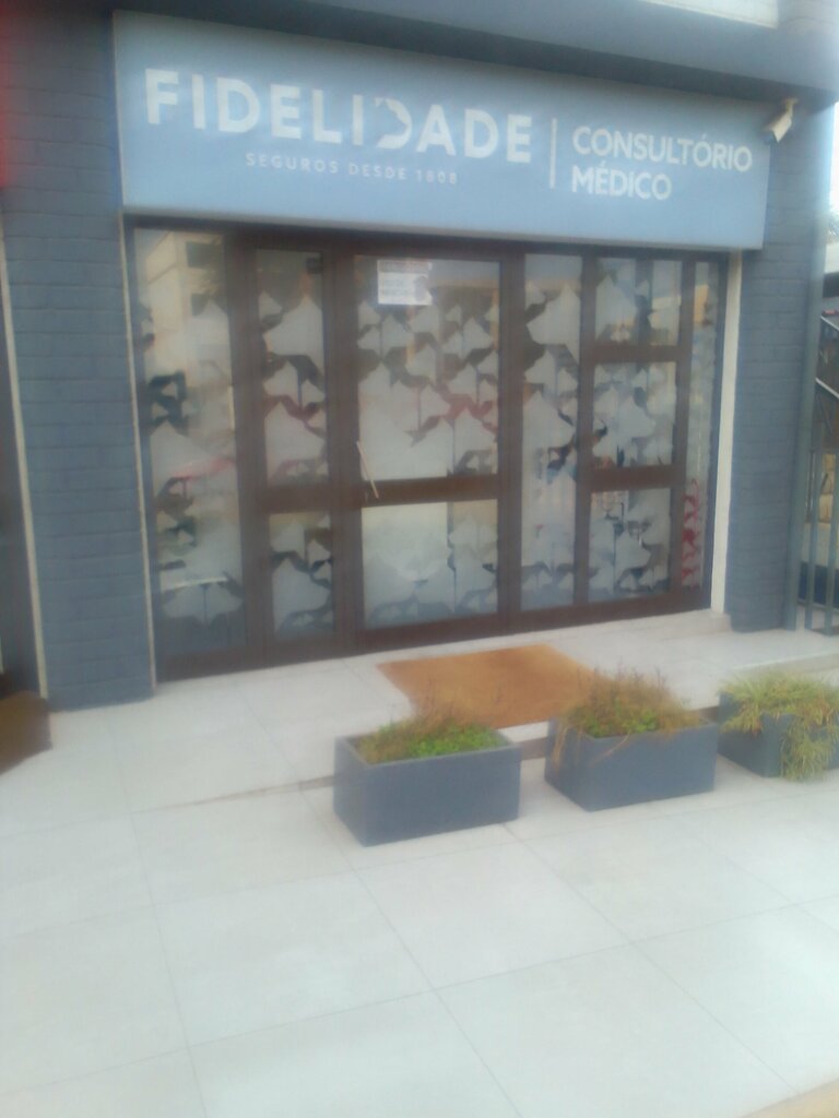 Tıp merkezleri ve klinikler Centro Médico Fidelidade, Loanda, foto