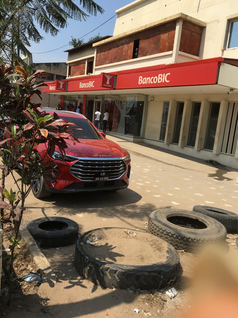 Banka Banco BIC, Loanda, foto