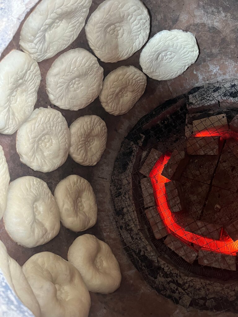 Ekmek fırını Лепешки из тандыра, Tula, foto