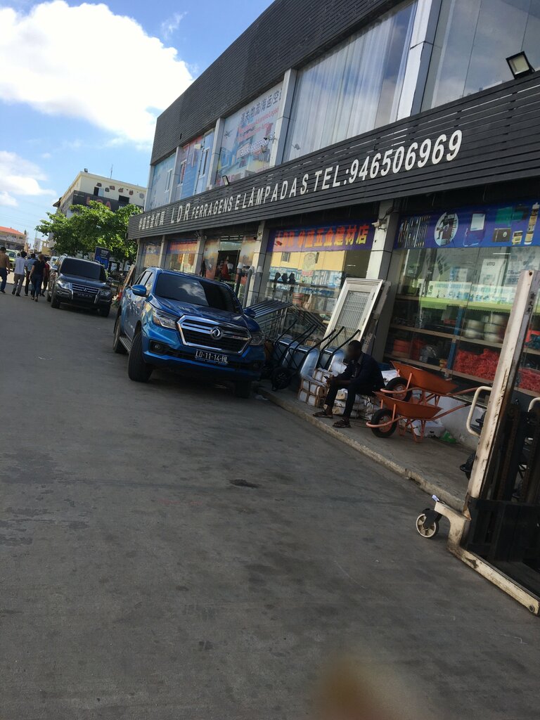 Oto lastik tamiri Ldr, Loanda, foto
