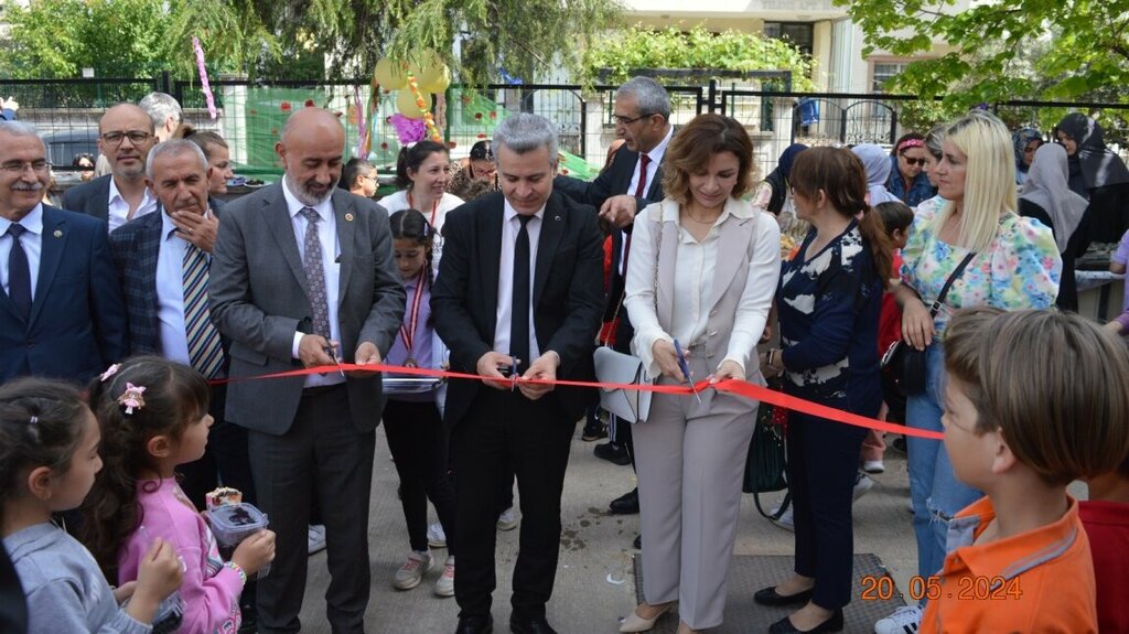 i̇lkokul Yunus Emre İlkokulu, Derince, foto