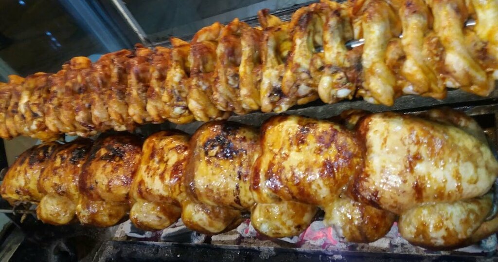 Kafe Hasan Usta Közde Piliç Közde Kanat, İstanbul, foto