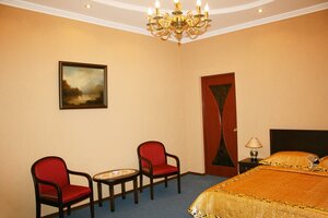 Serebryanyj bor (Sovetskaya Street No:115А), otel  Mineralniye Vodi'den