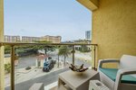 New 2br Condo in of Palm Beach Walk 2 Beach (Noord, Palm Beach), kısa süreli konaklama  Palm Beach'ten