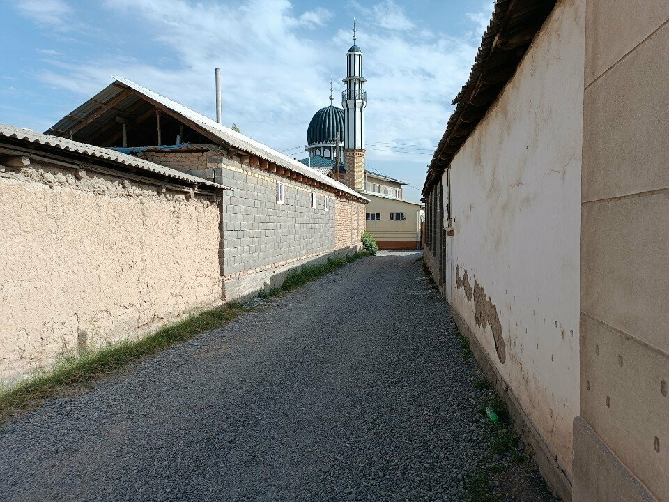 Cami Файзулла тура, Celal‑Abad İli, foto