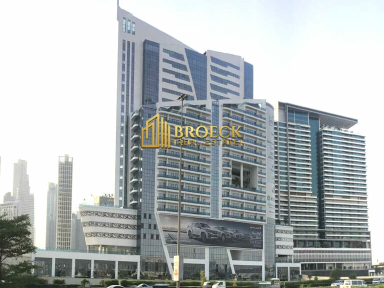 Emlak ofisi Broeck Real Estate, Dubai, foto