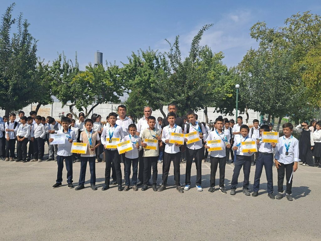 Ortaokul School No. 38, Andican eyaleti, foto