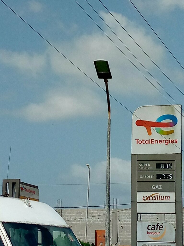 Ticari gayrimenkul alım satımı TotalEnergies, Abican, foto