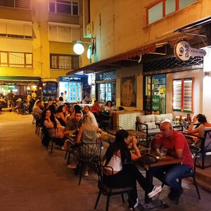 Palavra (İzmir, Konak, Alsancak Mah., 1484 Sok., 32C), bar  İzmir'den
