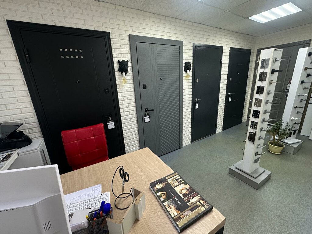 Kapılar Torex steel doors Uray, Uray, foto