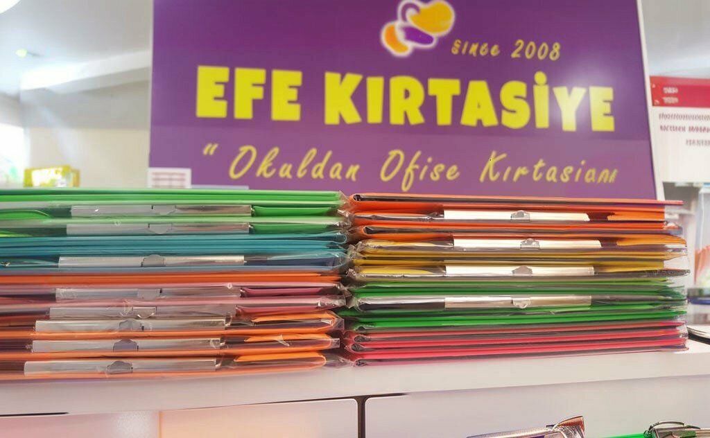 Kırtasiyeler Efe Kırtasiye, Edremit, foto