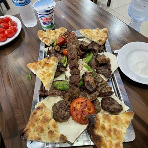 Akpınar Köfte Salonları (Yaylacık Mahallesi, Düzköy Cd. No:6, Akçaabat, Trabzon), restoran  Akçaabat'tan
