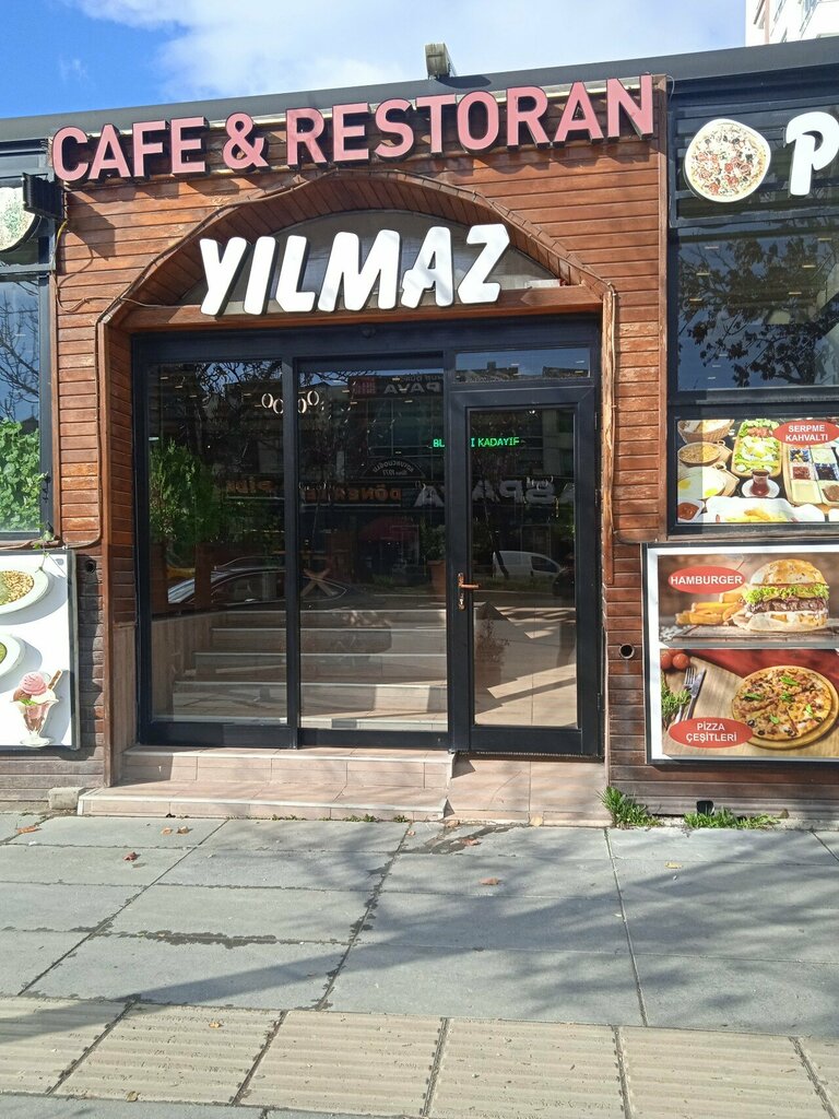 Yol kenarı dinlenme alanı Yilmaz, Ankara, foto