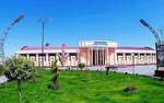 Surhan (Surkhandarya Region, Termez, Bogʻlshamol mahalla fuqarolar yigʻini), stadyum  Termez'den