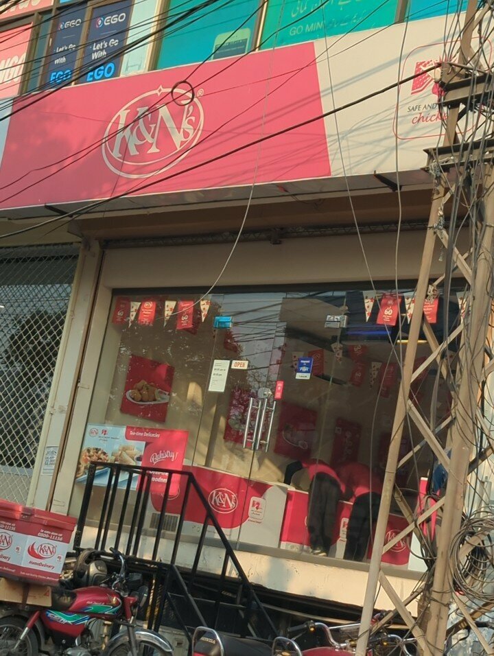 Kanatlı hayvan ürünleri ve yumurta Ksns, Lahor, foto