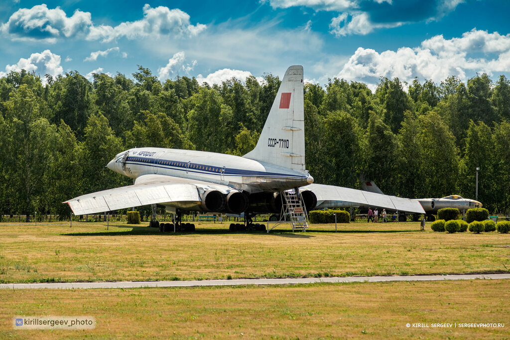 Teknoloji anıtı Tupolev Tu-144, Ulyanovsk, foto
