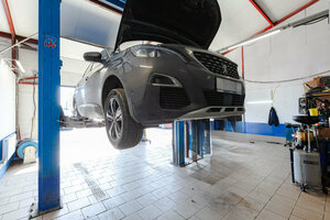 Otomobil servisi Panin servis, Odintsovo, foto